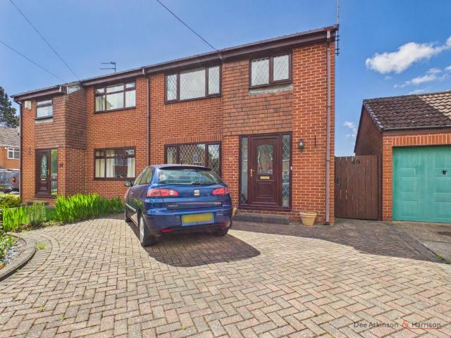 3 bedroom semi detached house for sale