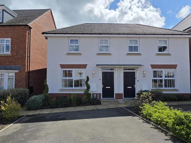 3 bedroom semi detached house for sale