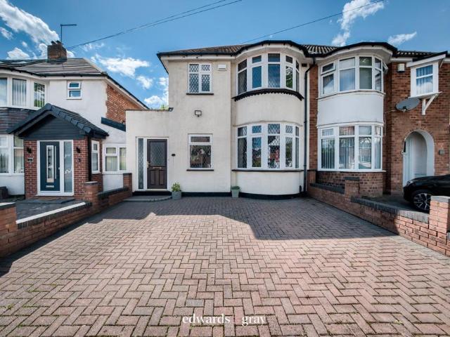 3 bedroom semi detached house for sale