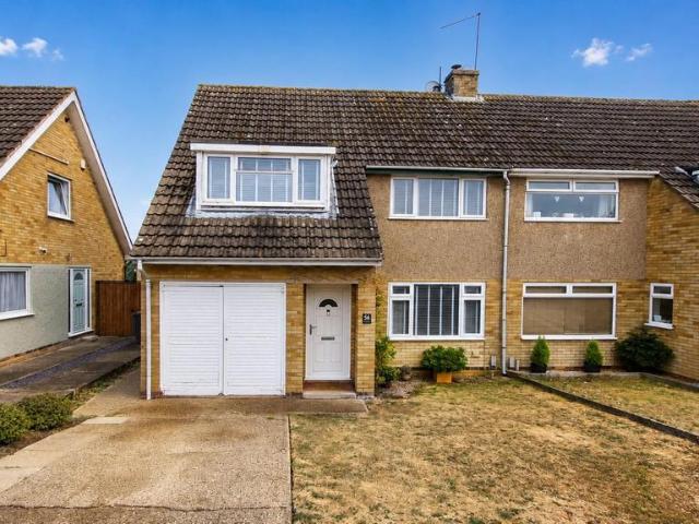 3 bedroom semi detached house for sale