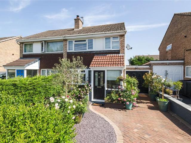 3 bedroom semi detached house for sale