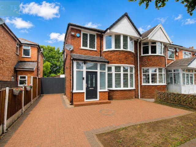 3 bedroom semi detached house for sale
