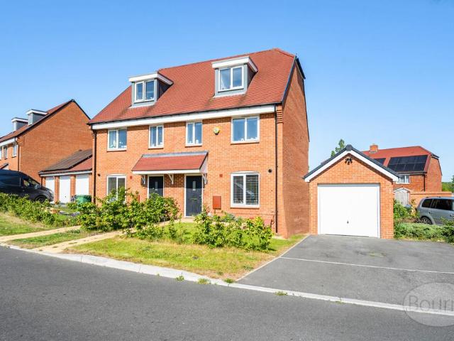3 bedroom semi detached house for sale
