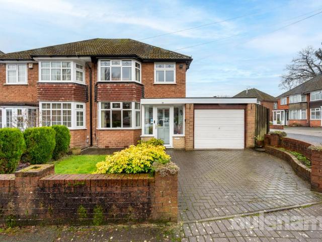 3 bedroom semi detached house for sale