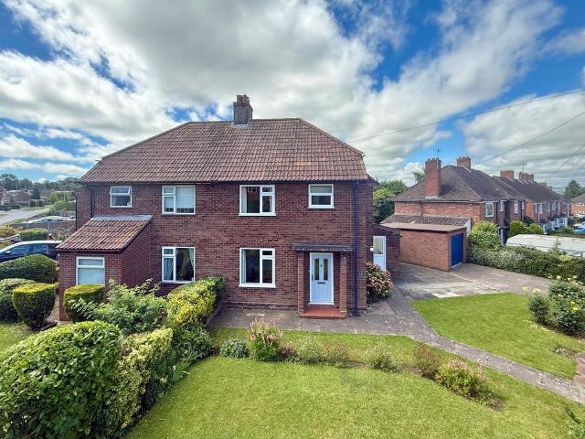 3 bedroom semi detached house for sale