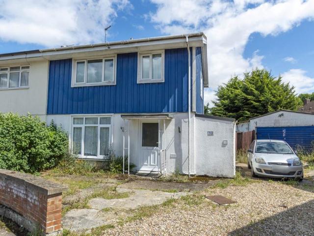 3 bedroom semi detached house for sale