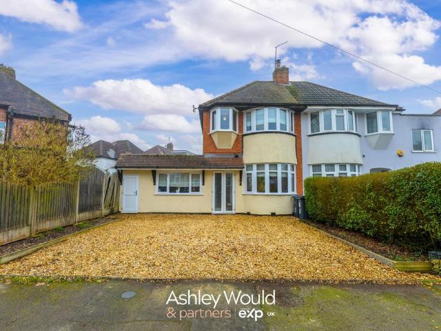 3 bedroom semi detached house for sale