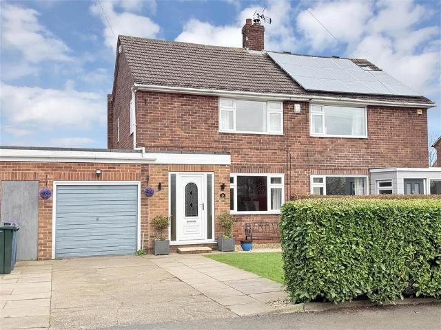 3 bedroom semi detached house for sale
