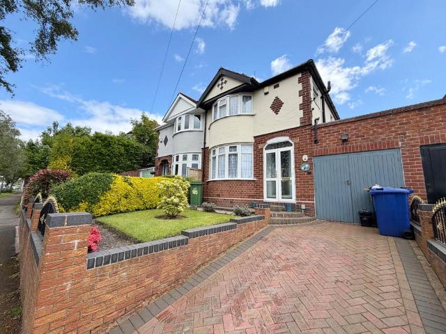 3 bedroom semi detached house for sale