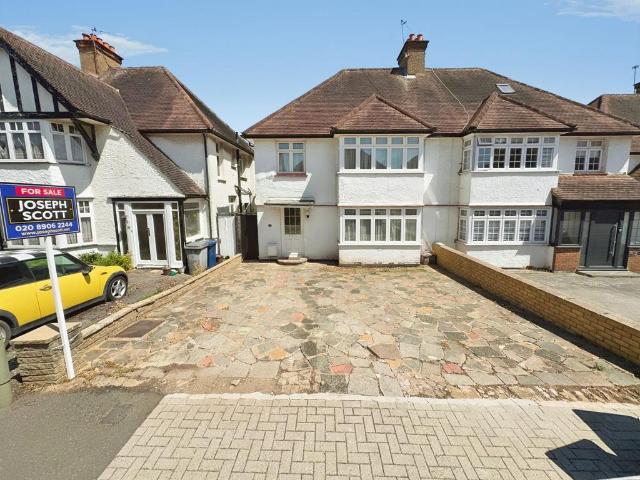 3 bedroom semi detached house for sale