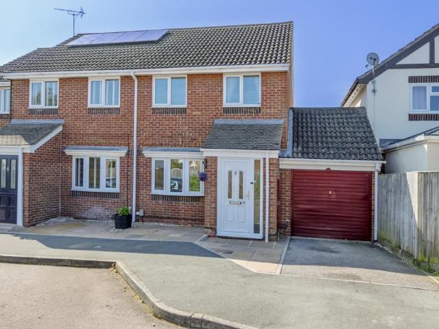 3 bedroom semi detached house for sale
