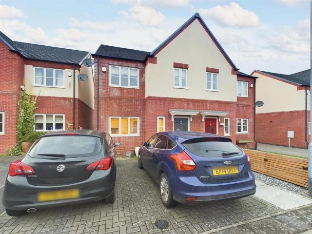3 bedroom semi detached house for sale