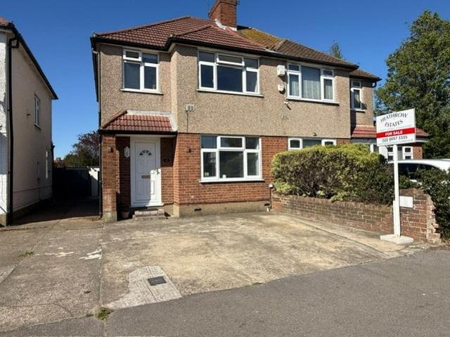 3 bedroom semi detached house for sale