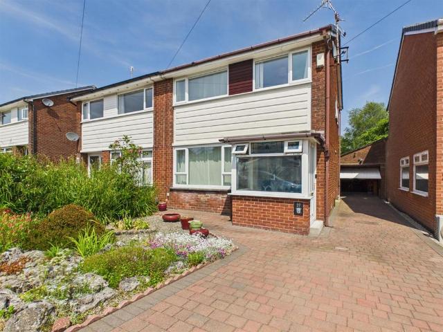3 bedroom semi detached house for sale
