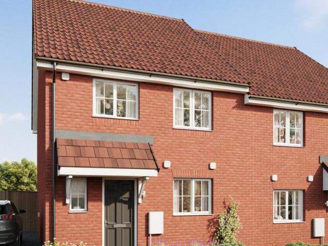 3 bedroom semi detached house for sale