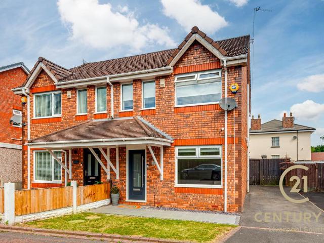3 bedroom semi detached house for sale