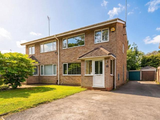 3 bedroom semi detached house for sale