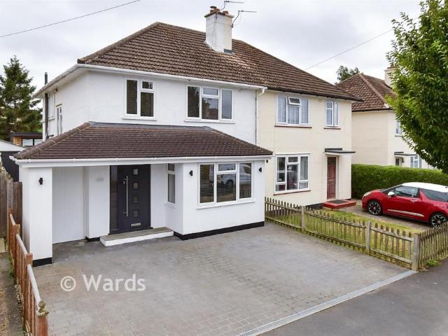 3 bedroom semi detached house for sale