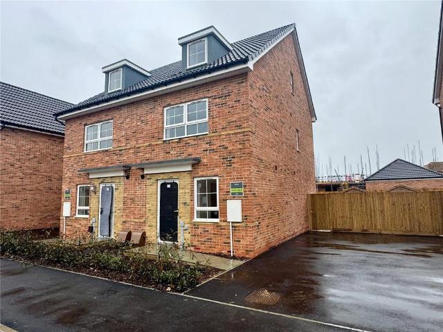 3 bedroom semi detached house for sale