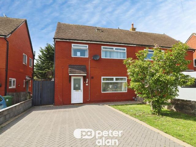 3 bedroom semi detached house for sale
