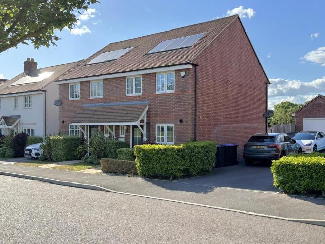 3 bedroom semi detached house for sale
