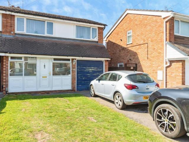 3 bedroom semi detached house for sale