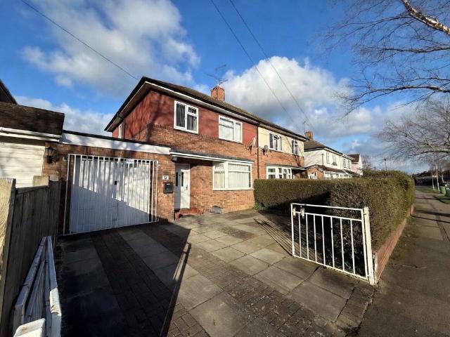 3 bedroom semi detached house for sale