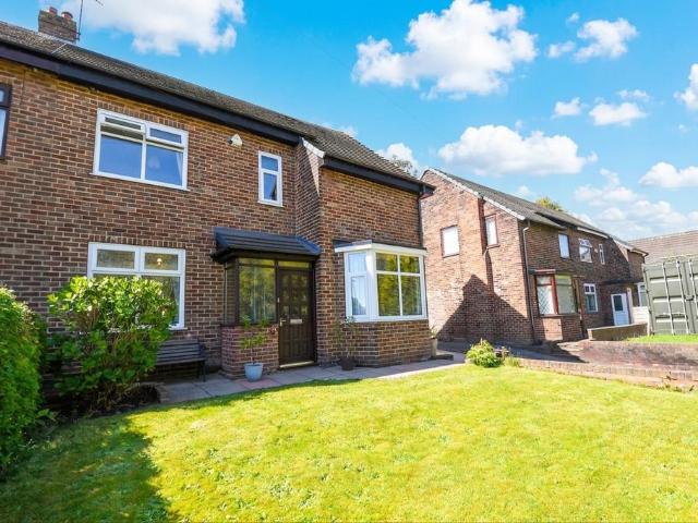 4 bedroom semi detached house for sale
