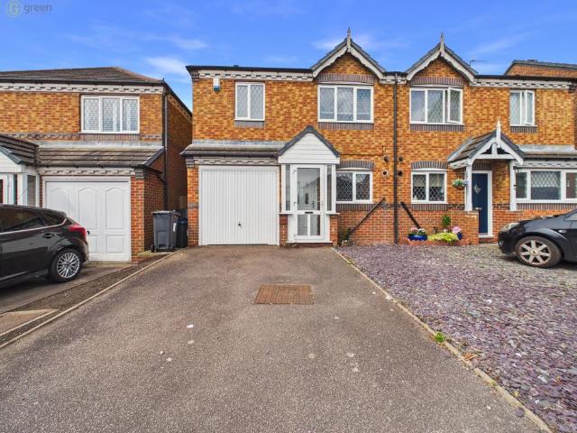 3 bedroom semi detached house for sale