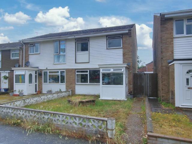 3 bedroom semi detached house for sale
