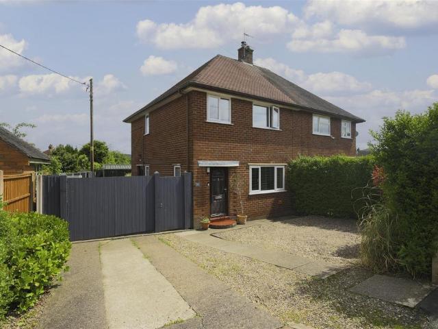 3 bedroom semi detached house for sale