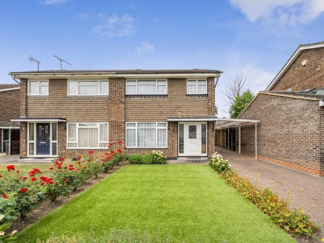 3 bedroom semi detached house for sale