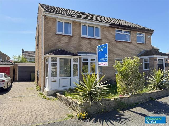 3 bedroom semi detached house for sale