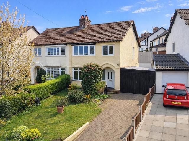 3 bedroom semi detached house for sale
