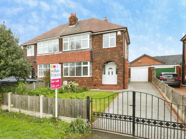 3 bedroom semi detached house for sale