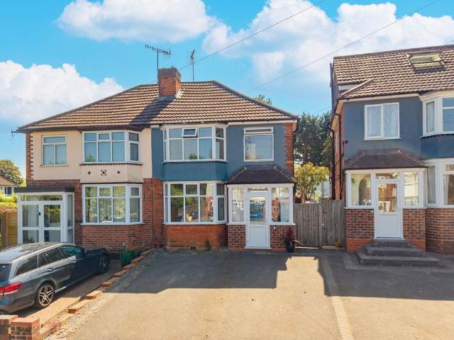 3 bedroom semi detached house for sale