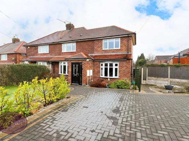 3 bedroom semi detached house for sale