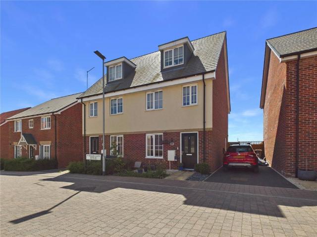 3 bedroom semi detached house for sale