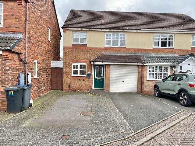 3 bedroom semi detached house for sale