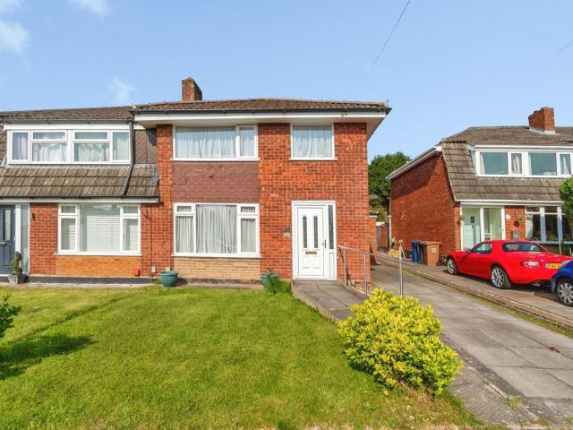 3 bedroom semi detached house for sale