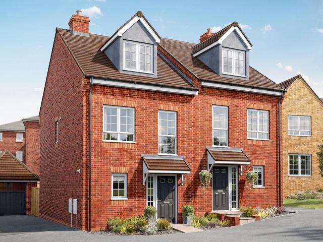 3 bedroom semi detached house for sale