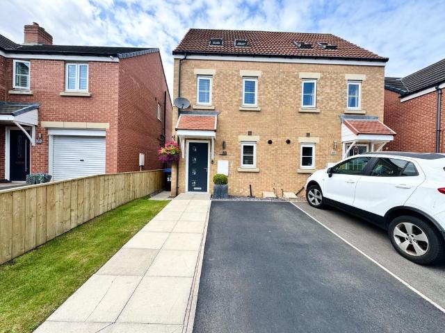 3 bedroom semi detached house for sale