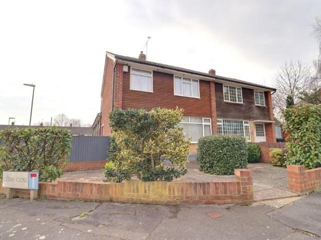3 bedroom semi detached house for sale
