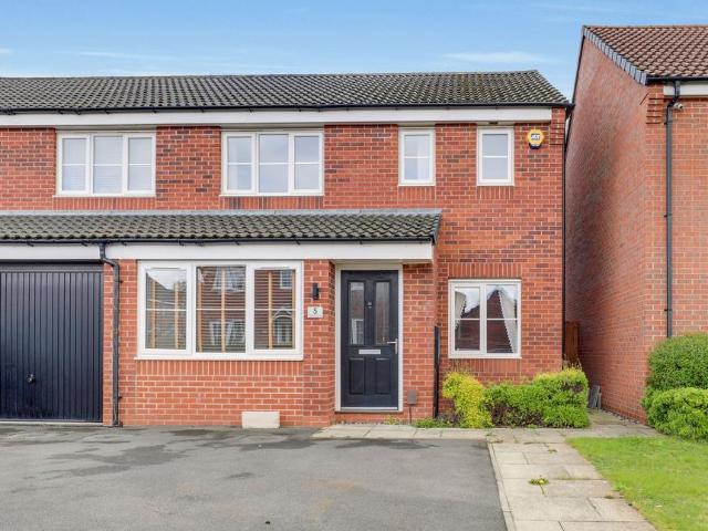 3 bedroom semi detached house for sale