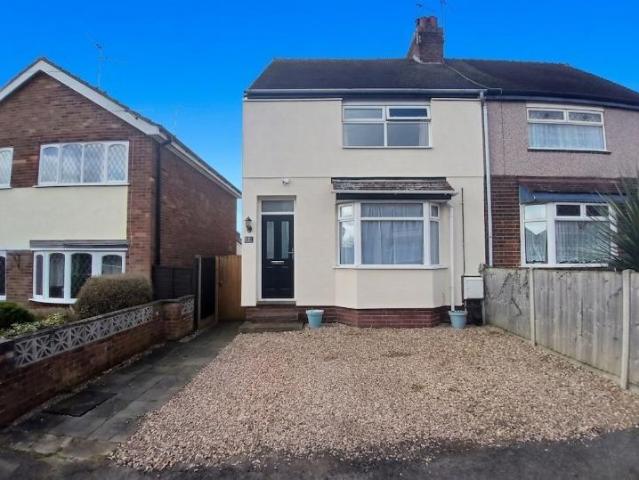 3 bedroom semi detached house for sale