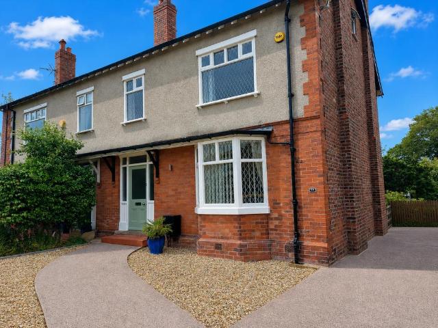 3 bedroom semi detached house for sale