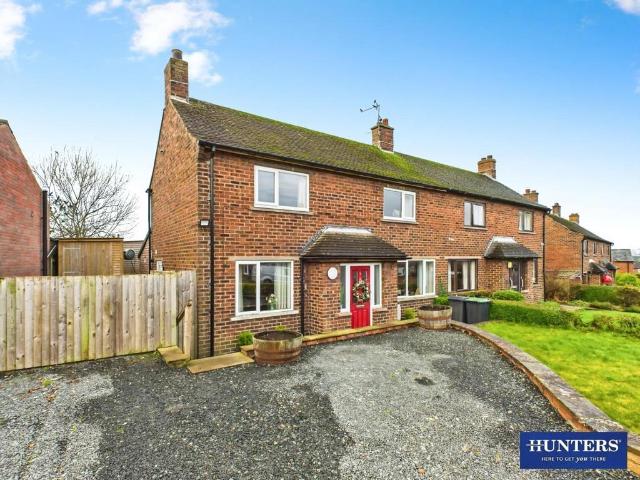 3 bedroom semi detached house for sale
