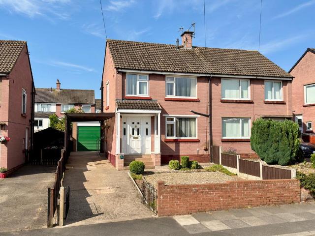 3 bedroom semi detached house for sale