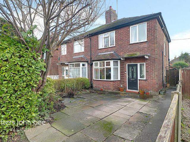 3 bedroom semi detached house for sale