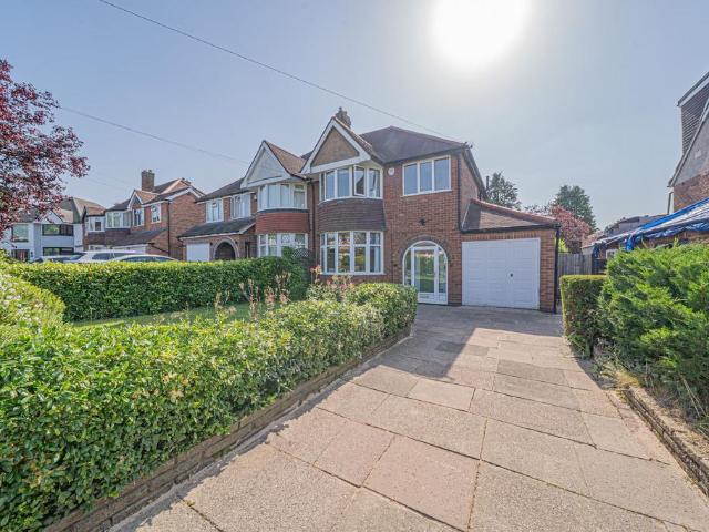 3 bedroom semi detached house for sale